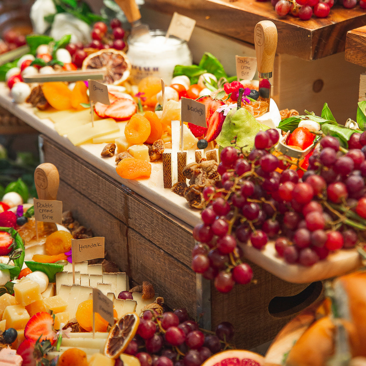 Grazing Tables Toronto - Grazing Boxes